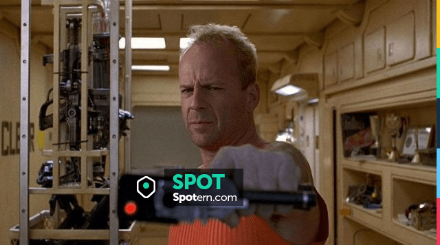 Gun blaster Korben Dallas in the Fifth Element | Spotern