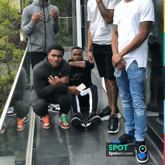 sneakers Nike Air Jordan 1 Retro High Og "royal 2017 Release" on the ...