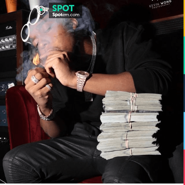 The white sunglasses of Quavo (Quavious Marshall) on the account ...