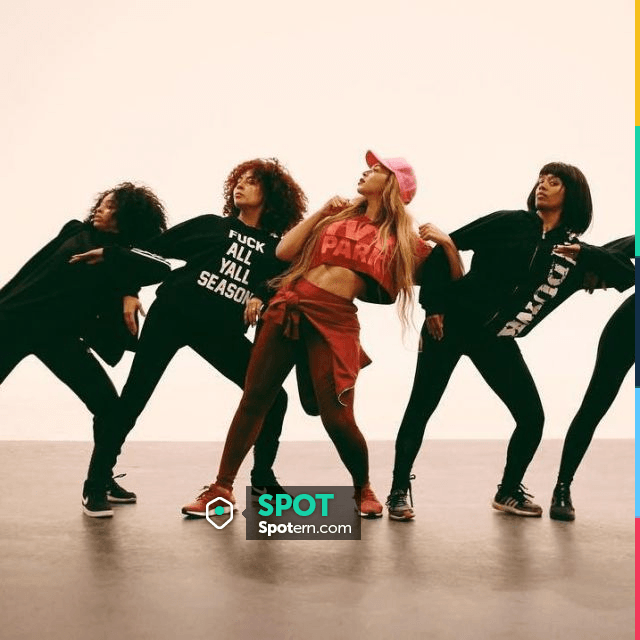 Les sneakers Ultra Boost rouges Adidas de Beyoncé sur son compte ...