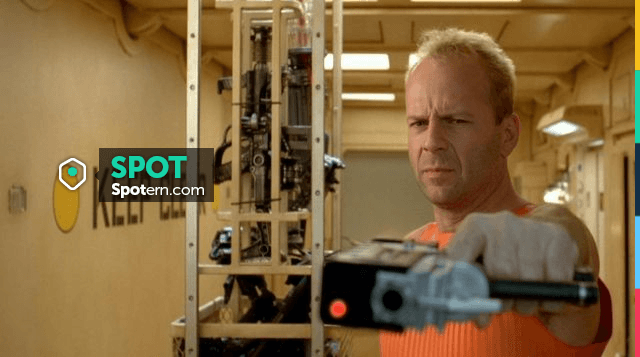 The sticker "Keep Clear" in the room of Korben Dallas (Bruce Willis) in ...