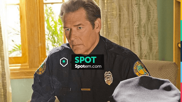 The uniform of the Miami police Harry Morgan (James Remar) Dexter | Spotern