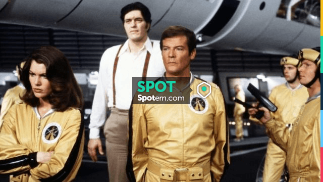 The crest Drax Enterprise Corp James Bond (Roger Moore) in Moonraker ...