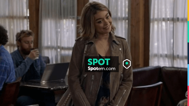 The jacket of Haley Dunphy (Sarah Hyland) in Modern Family | Spotern