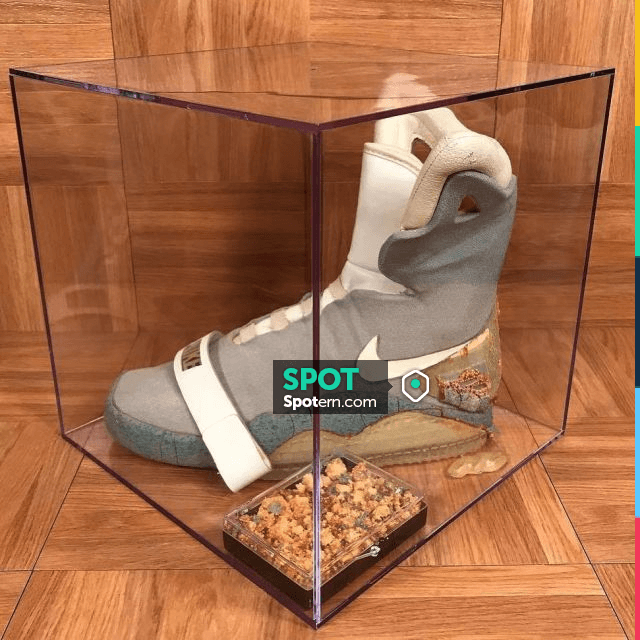 La paire de Nike AIr Max que porte Lil Jupiter sur son post Instagram ...