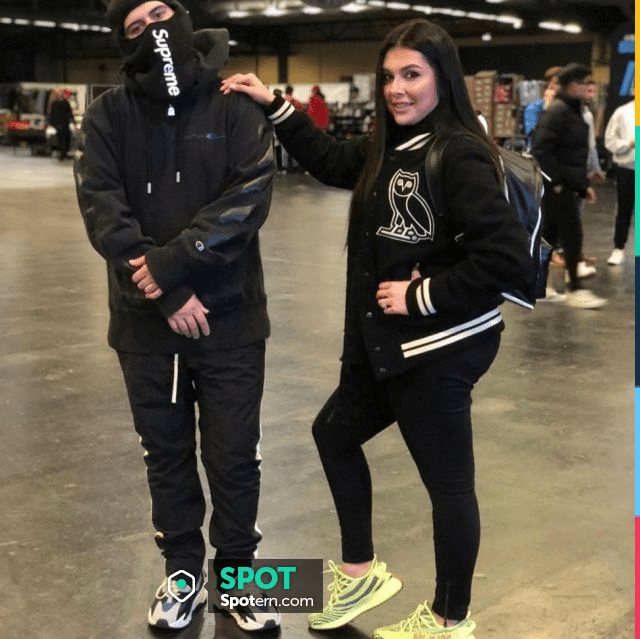The Yeezy Wave Runner that carries the youtubeur Qias Omar on his ...