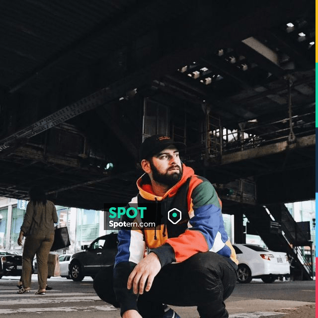 The hoodie Supreme patchwork that bears the youtubeur Qias Omar on his ...
