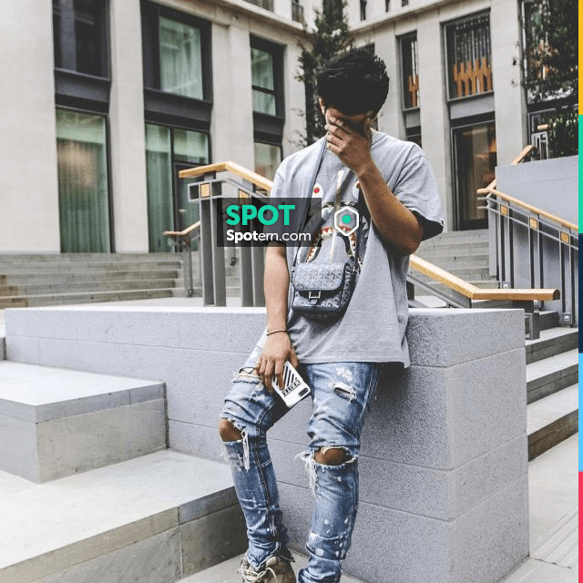 The t-shirt Bape grey that is on the influencer and youtubeur English ...