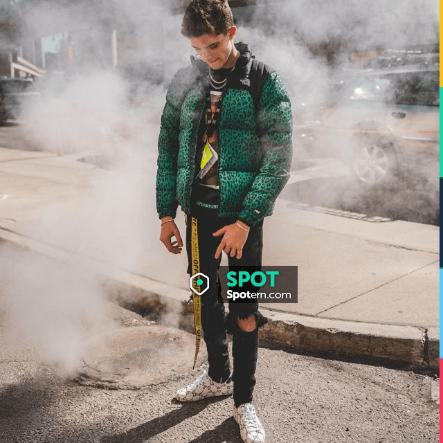 The belt Off White worn by Blake Linder on his account Instagram | Spotern