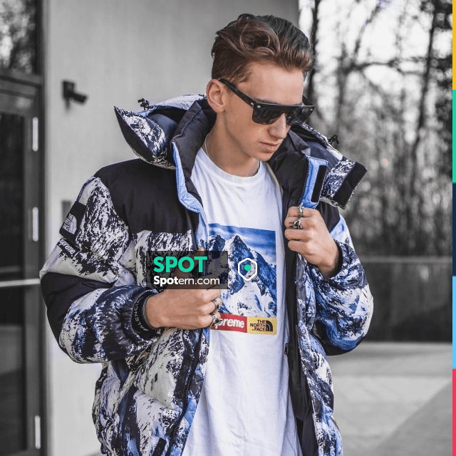 The t-shirt Supreme TNF worn by the influencer Max "munich_style" on ...
