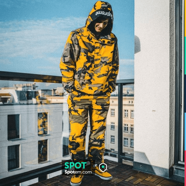 Las Old Skool x TNF Vans amarillas que lleva el influencer y youtuber ...