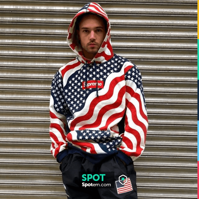 Pants black Supreme TNF worn by the influencer Eric Whiteback on his ...