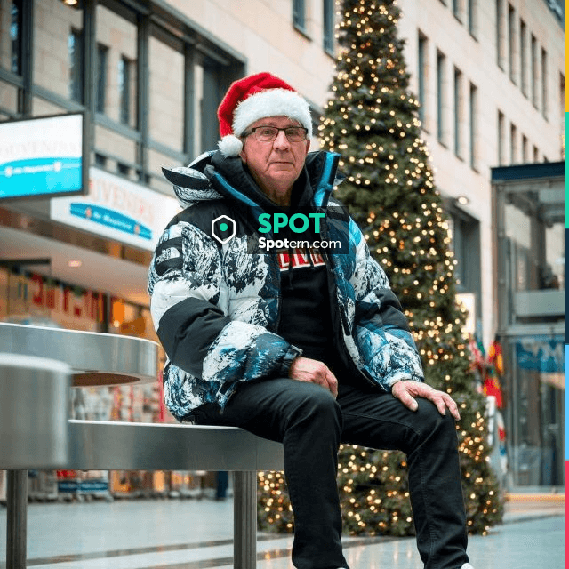 The baltoro jacket supreme x tnf that door, "gramps" on the account ...