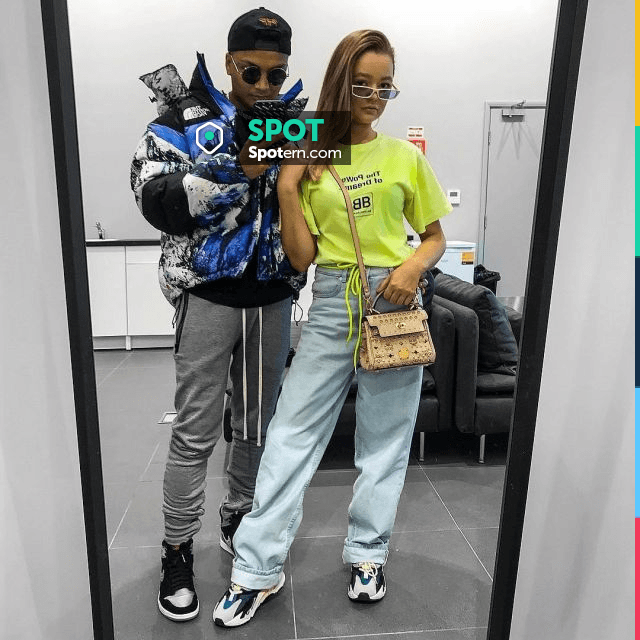 The down jacket Supreme x TNF Baltoro that door the influencer John ...