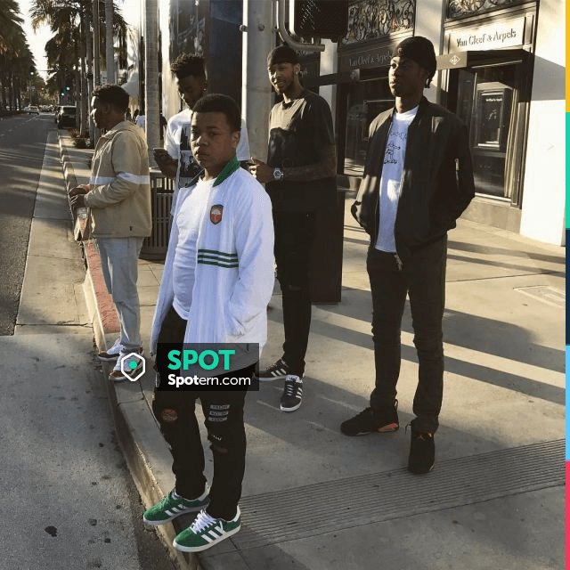 sneakers nike Air Jordan 11 Retro Low "2016 Release" red-and-white views on the account ...