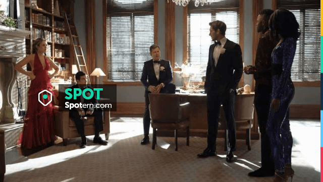 El vestido rojo de Fallon Carrington (Elizabeth Gillies) en dinastía ...