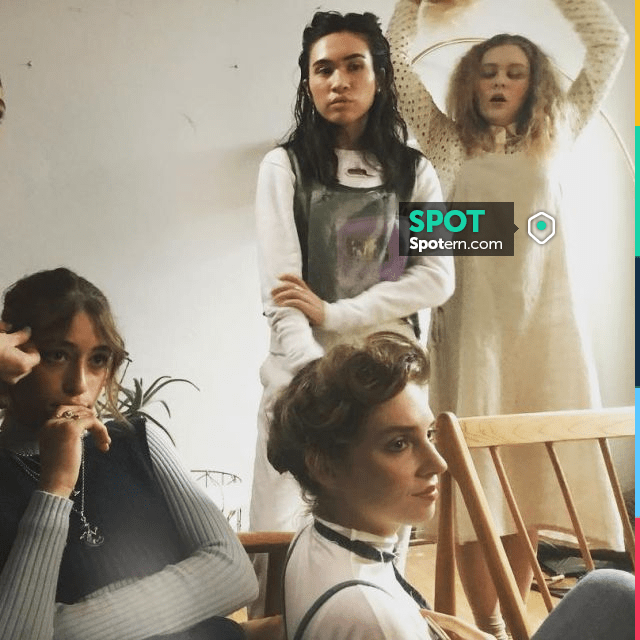 The dress with white apron on the instagram of maya_hawke | Spotern