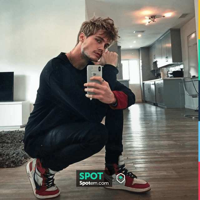 Les Sneakers The 10: Air Jordan 1 "off white" portées par Neels Visser ...