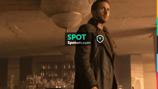 Officer K (Ryan Gosling) sherpa coat in Blade Runner 2049 | Spotern