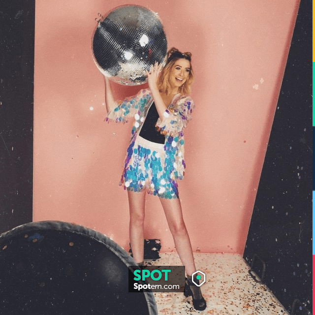 Las zapatillas brillantes que se ven en la cuenta de instagram de Zoella | Spotern