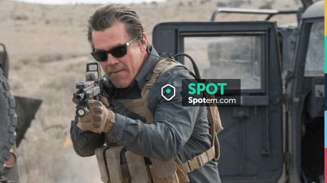 tactical long sleeve shirt worn by Matt Graver (Josh Brolin) in Sicario ...