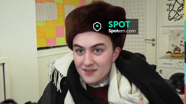 The toque hat Russian brown with hairs worn by Hugo Posay in his video ...