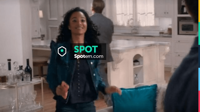 The Denim jacket worn by Magnolia Barnard (Erinn Westbrook) in ...