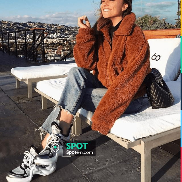 Sneakers Louis Vuitton Archlight worn by Chloe Bleinc on his account Instagram @chloebbbb | Spotern