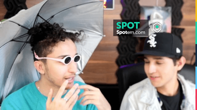 Les sneakers Nike Air Mag "Back To The Future" de Mahdi Ba dans la ...