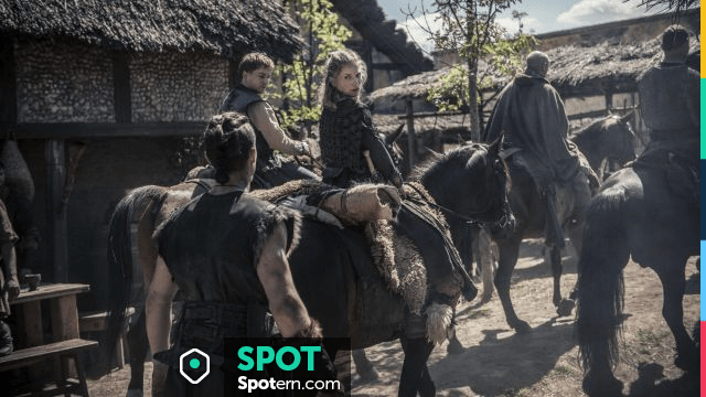 Le couteau viking de Sihtric (Ar­nas Fe­da­ra­vi­cius) dans The Last ...