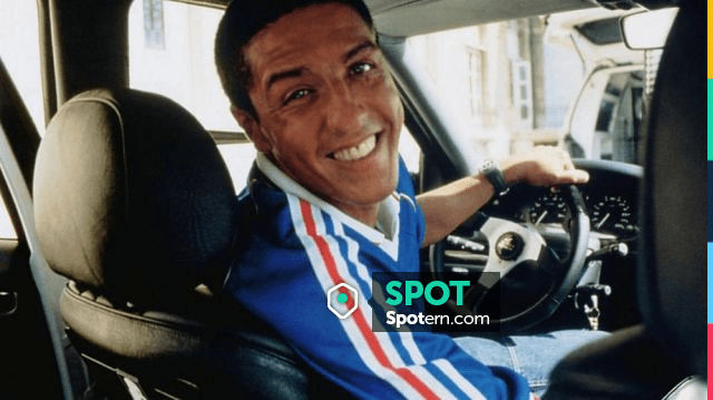 The jersey of the team of France 98 worn by Daniel Morales (Samy Naceri) in Taxi | Spotern