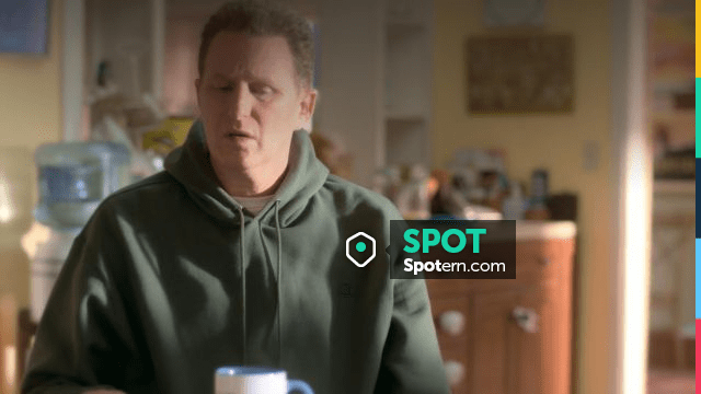 The sweatshirt khaki Champion worn by Doug Gardner (Michael Rapaport ...