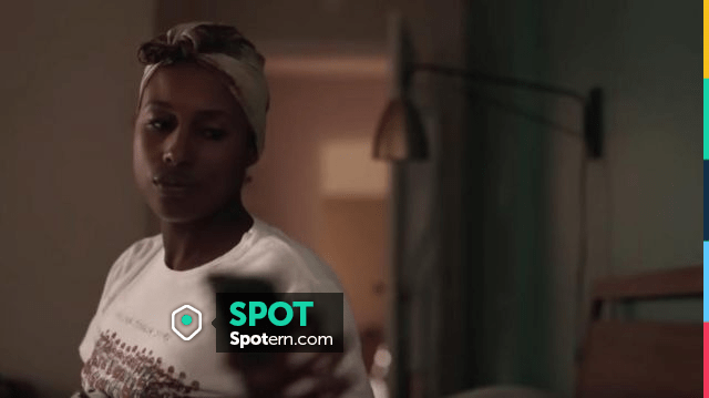 The t-shirt "American Horror Story" Issa Dee (Issa Rae) in Insecure ...