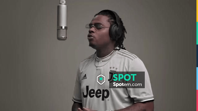 The away shirt of the Juventus-season 2018-2019 worn by Gunna in the ...