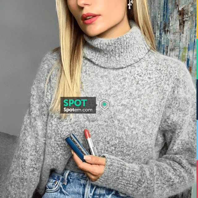 The gray sweater worn by Chloe B on his account Instagram @chloebbbb | Spotern