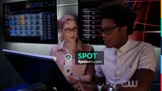 The top "Murphy" by Babaton worn by Felicity Smoak (Emily Bett Rickards ...