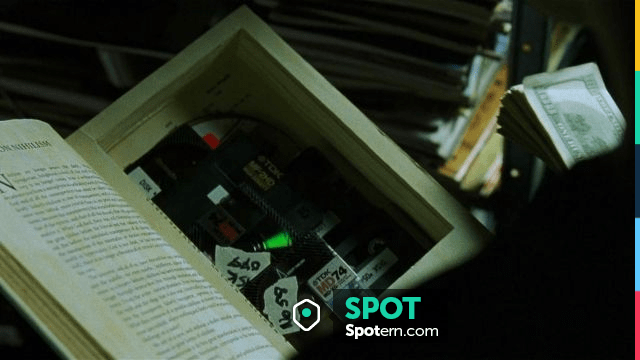 Minidisco TDK MD74 utilizado por Neo (Keanu Reeves) en The Matrix | Spotern