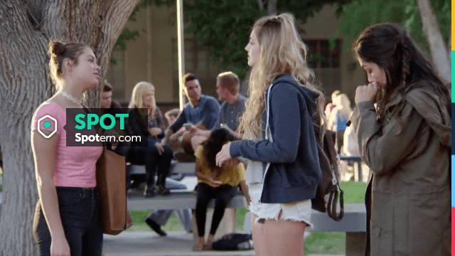 The top pink polka dot Forever 21 worn by Nicki Sullivan (Claudia ...