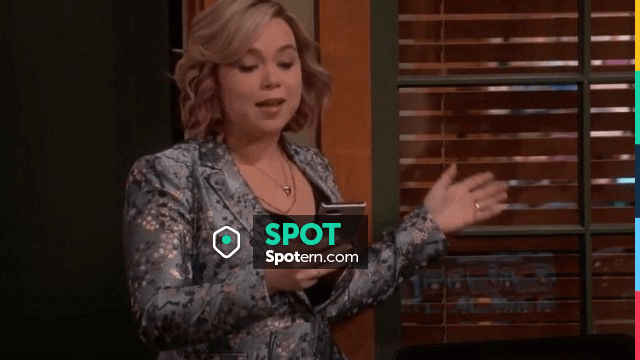 Blazer Macey usado por Kristin Baxter (Amanda Fuller) en Last Man ...