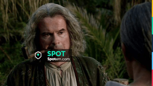 Father Fogden's (Nick Fletcher) wood pipe as seen in Outlander S03E11 ...