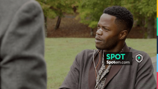 Vestido de Hanro marrón de Jeff Colby (Sam Adegoke) en Dynasty S02E10 ...
