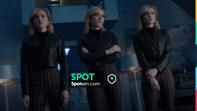 Rag & Bone Simone Trousers worn by Esme Frost (Skyler Samuels) in The ...