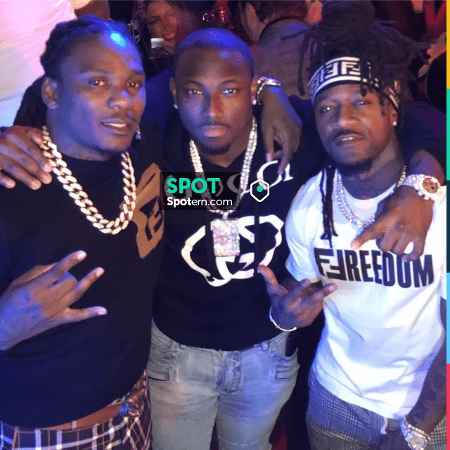 The sweashirt hoody Gucci LeSean McCoy on his account Instagram ...