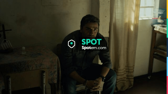 tactical shirt of Santiago 'Pope' Garcia (Oscar Isaac) in Triple ...