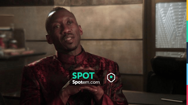 Vector's (Ali Mahershala) red asian shirt as seen in Alita: Battle ...