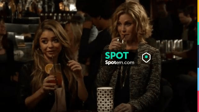 Alice + Olivia de Madine Veste portée par Claire Dunphy (Julie Bowen ...