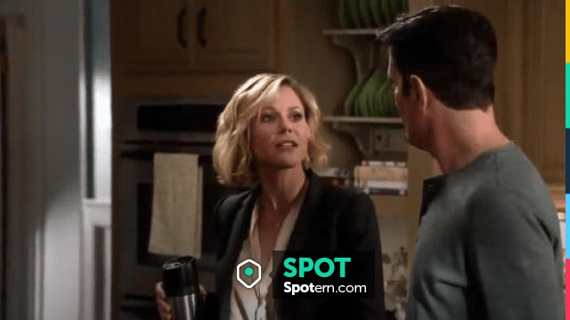 Alice + Olivia Irma Tie Neck Silk Blouse worn by Claire Dunphy (Julie ...