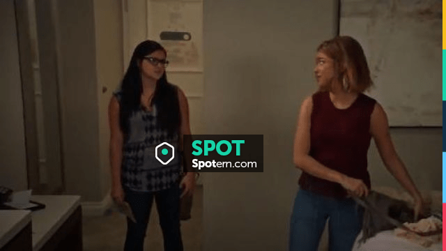 Velvet by Graham & Spencer Mali Gauze Blouse worn by Alex Dunphy (Ariel ...