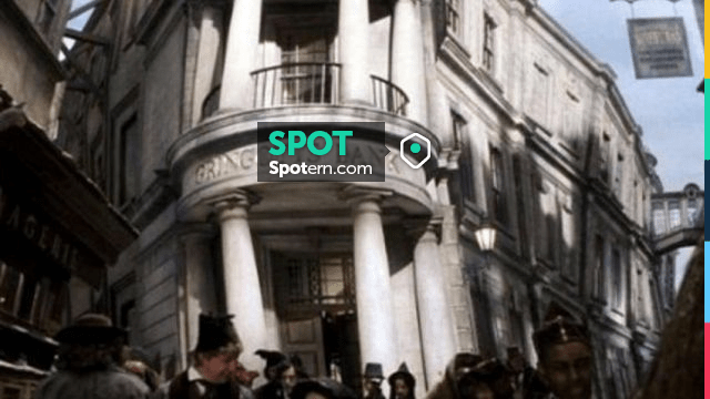 The sign of the bank Gringotts in Harry Potter and the sorcerer's stone ...