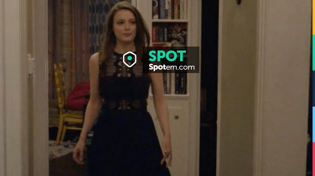 dress worn by Mickey Dobbs (Gillian Jacobs) in Love (S02E07) | Spotern